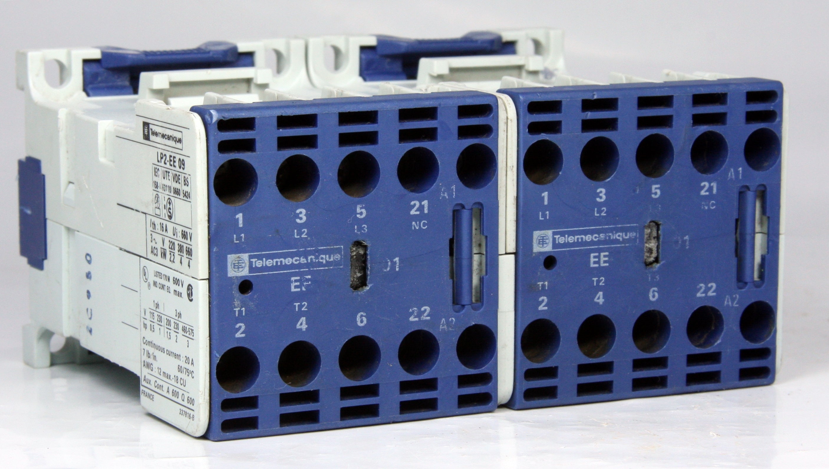 Telemecanique Contactor LP2-EE 09 Coil: 24V 16A