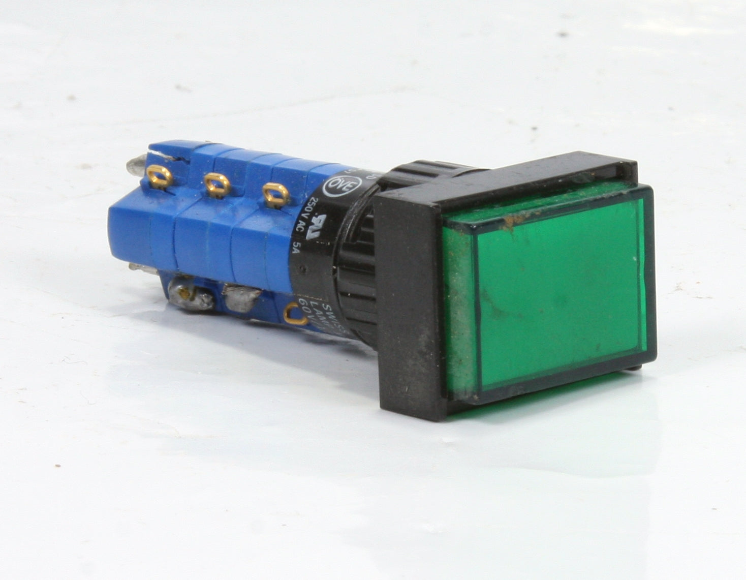 Eao Green Push Button Switch 31-263.025